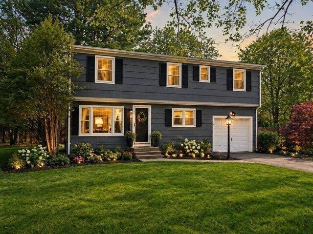 house with 3 bedroom, Medfield MA DS103101670