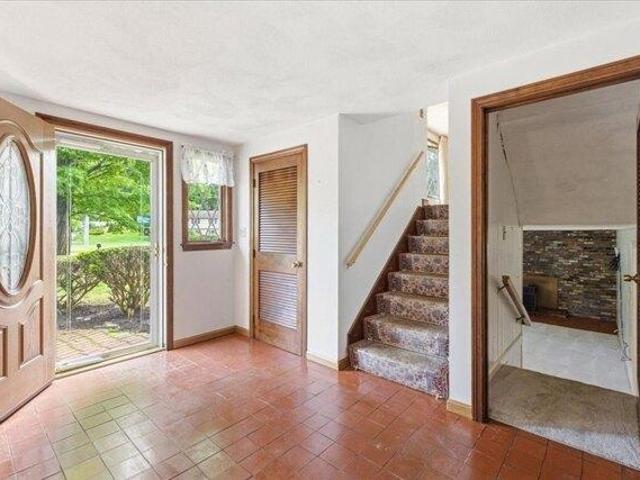 house with 3 bedroom, Medfield MA ES102962168