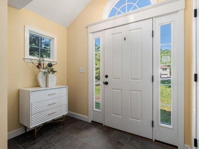 house with 3 bedroom, Medfield MA ES105094771