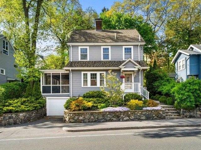 house with 3 bedroom, Medford MA DLS102409862