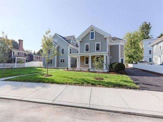 house with 3 bedroom, Medford MA DLS102798567