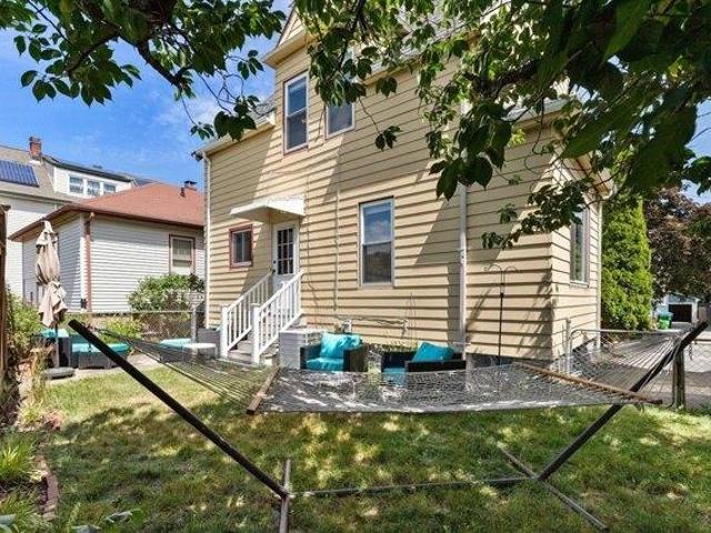 house with 3 bedroom, Medford MA DS104440924