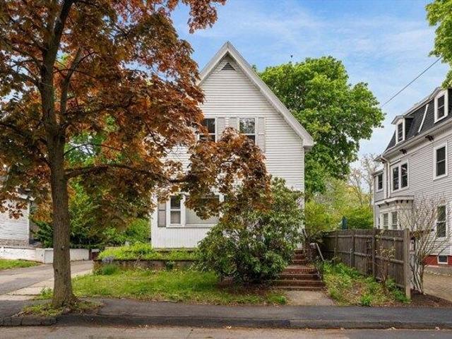 house with 3 bedroom, Medford MA DS103072847
