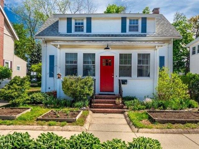 house with 3 bedroom, Medford MA DS103548340
