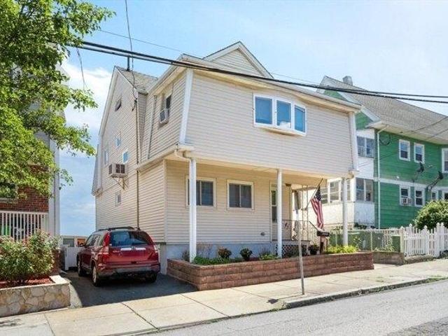 house with 3 bedroom, Medford MA ES105080374