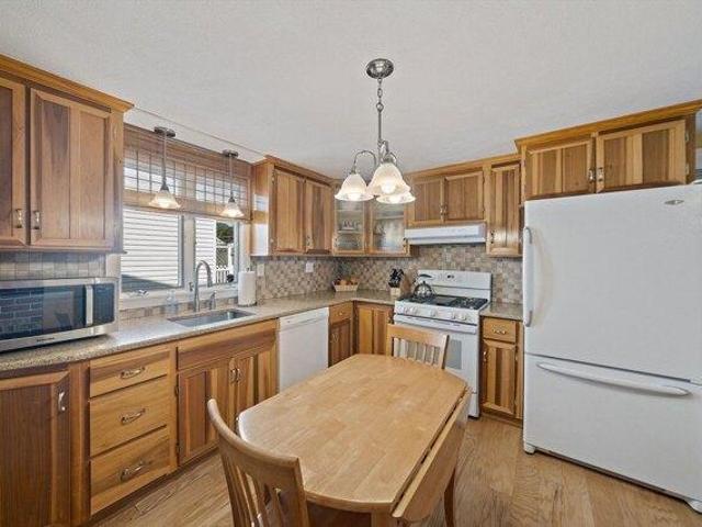 house with 3 bedroom, Medford MA ES105123151