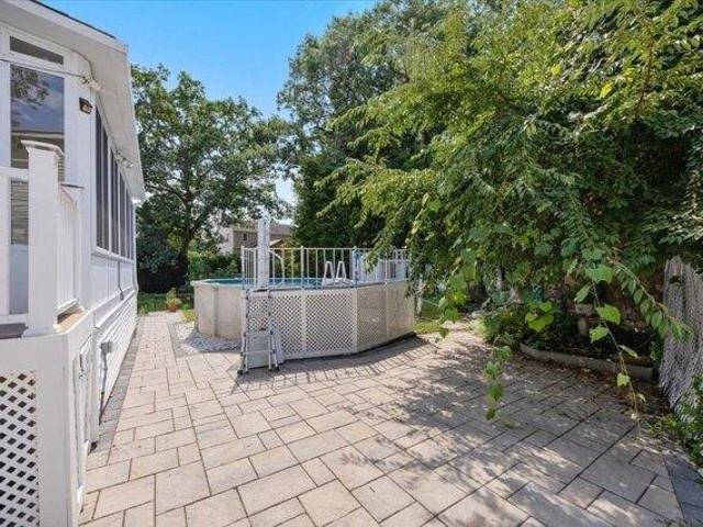 house with 3 bedroom, Medford MA ES105205453