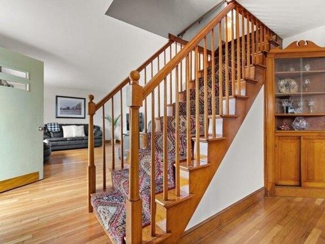 house with 3 bedroom, Medford MA ES103434972