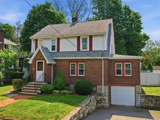 house with 3 bedroom, Medford MA ES103443667