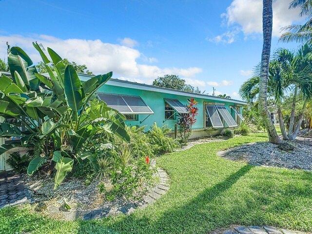 house with 3 bedroom, Melbourne Beach FL DS88300647