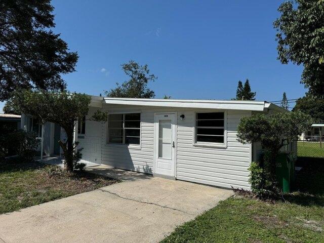 house with 3 bedroom, Melbourne FL DS88733143