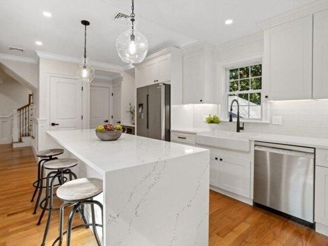 house with 3 bedroom, Melrose MA DLS103033504