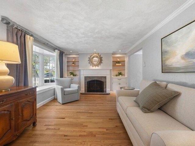 house with 3 bedroom, Melrose MA DS104042424