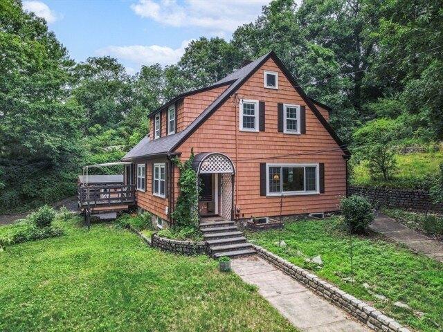 house with 3 bedroom, Melrose MA DS104408019