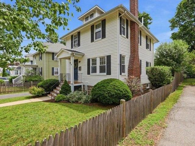 house with 3 bedroom, Melrose MA DS103885955