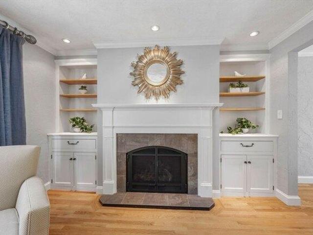 house with 3 bedroom, Melrose MA ES104042424