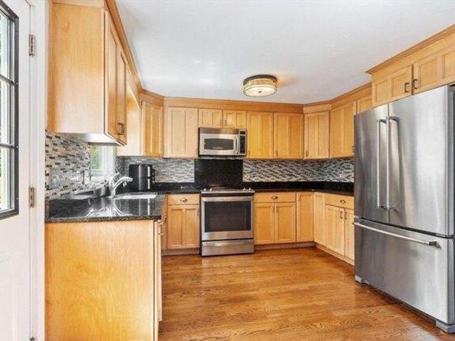 house with 3 bedroom, Melrose MA ES104043971