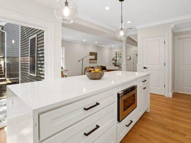 house with 3 bedroom, Melrose MA ES104188480