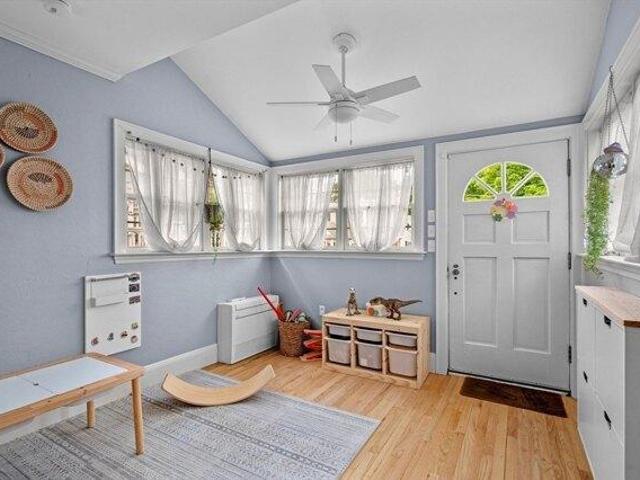 house with 3 bedroom, Melrose MA ES104376690