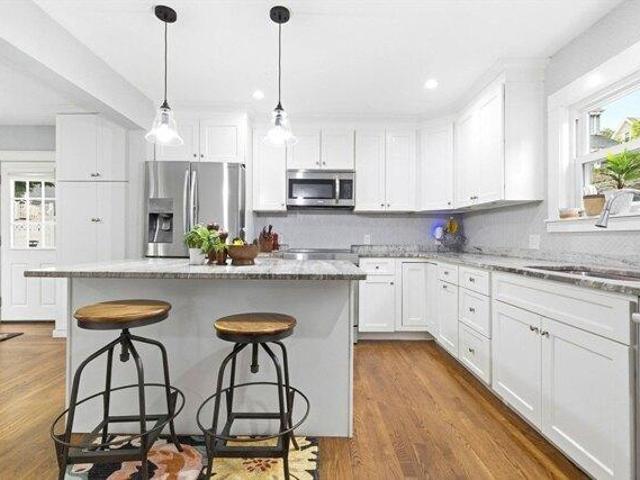 house with 3 bedroom, Melrose MA ES104542587