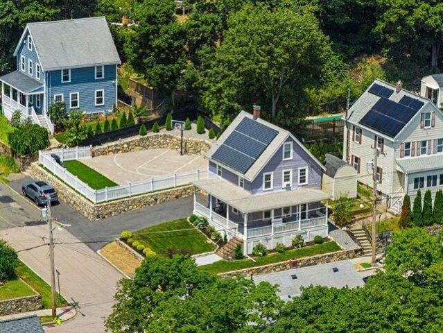 house with 3 bedroom, Melrose MA ES104543786