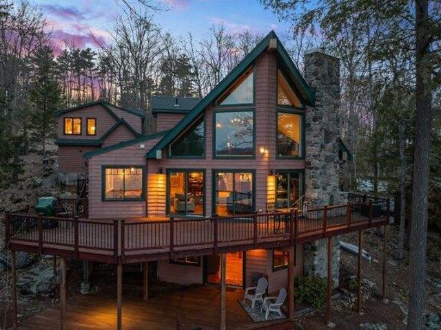 house with 3 bedroom, Meredith NH DLS103069805