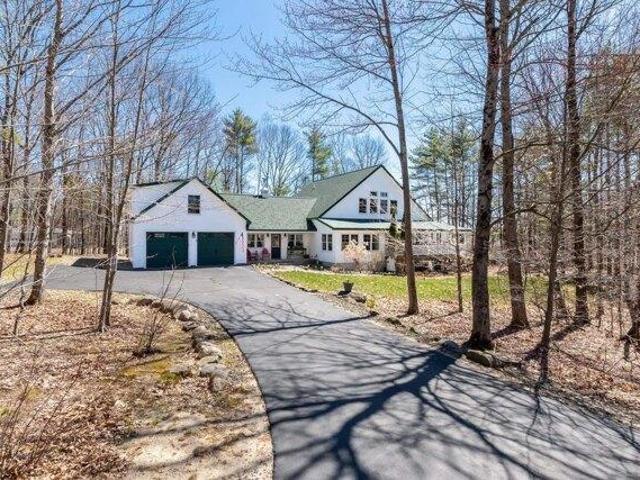 house with 3 bedroom, Meredith NH DS102372157