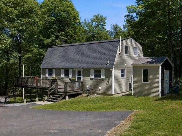 house with 3 bedroom, Meredith NH DS104352057