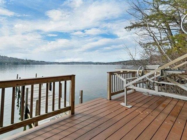 house with 3 bedroom, Meredith NH ES104443167