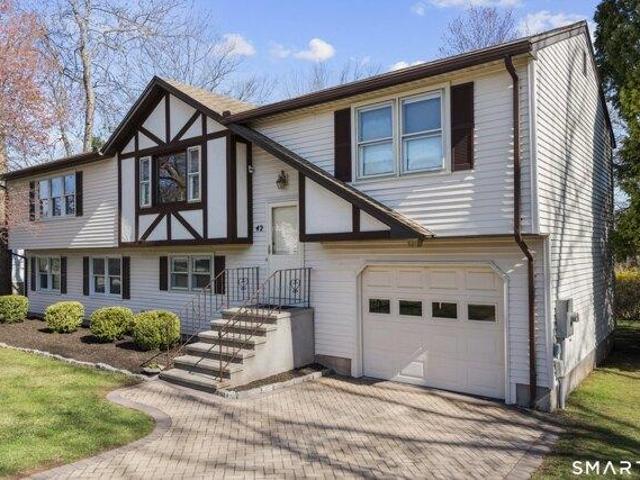 house with 3 bedroom, Meriden CT DLS101780817