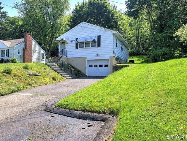 house with 3 bedroom, Meriden CT DLS103072073