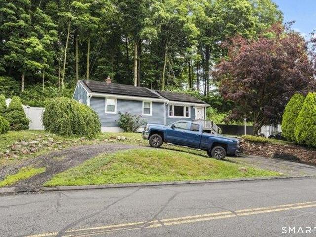 house with 3 bedroom, Meriden CT DS104151489