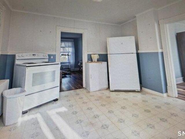 house with 3 bedroom, Meriden CT ES104076939