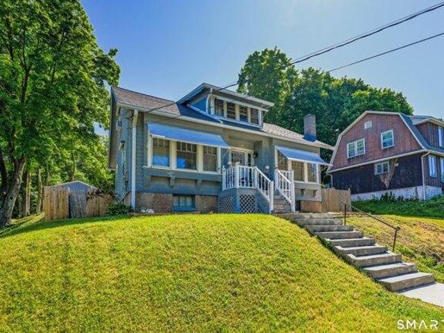house with 3 bedroom, Meriden CT ES104481732