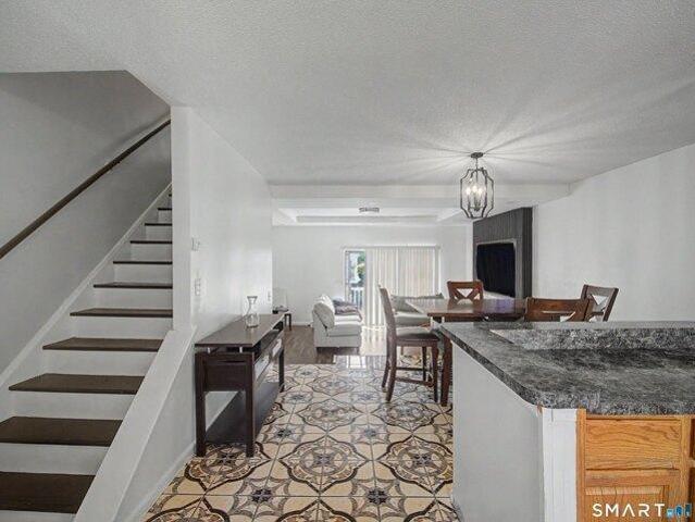 house with 3 bedroom, Meriden CT ES105207384