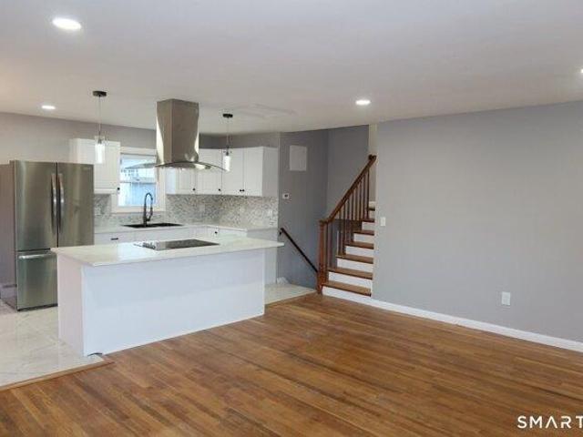 house with 3 bedroom, Meriden CT ES103072924