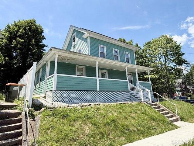 house with 3 bedroom, Meriden CT ES103437550