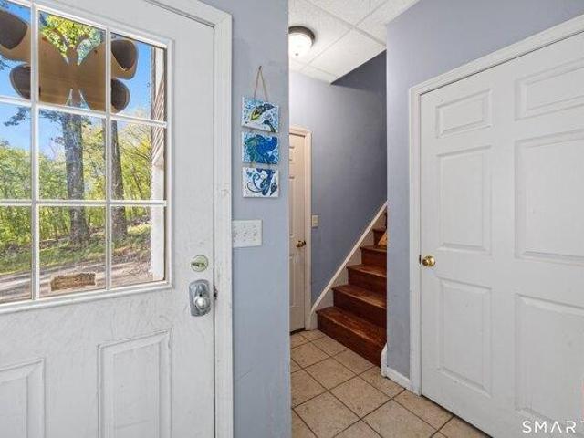 house with 3 bedroom, Meriden CT ES103433893