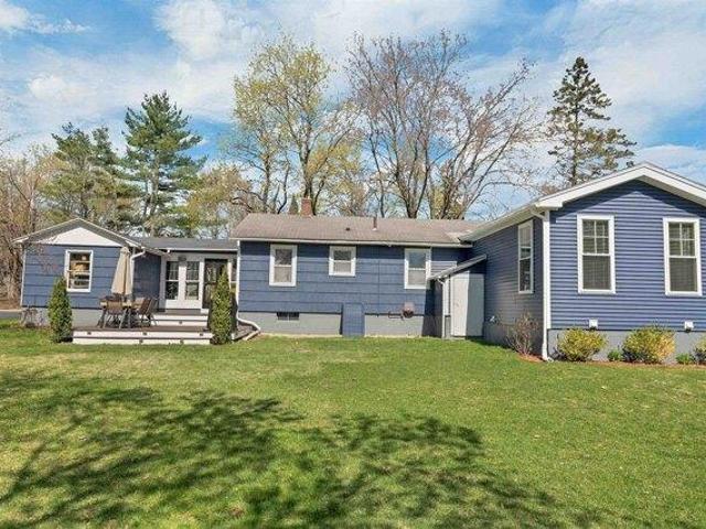 house with 3 bedroom, Merrimack NH DLS102409904