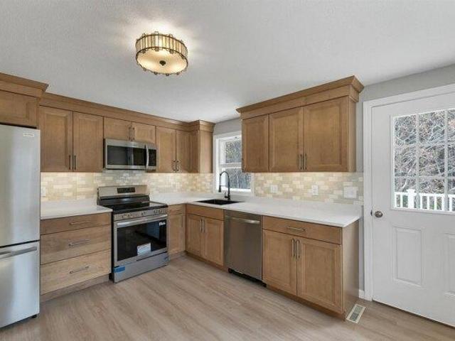 house with 3 bedroom, Merrimack NH DS102445841