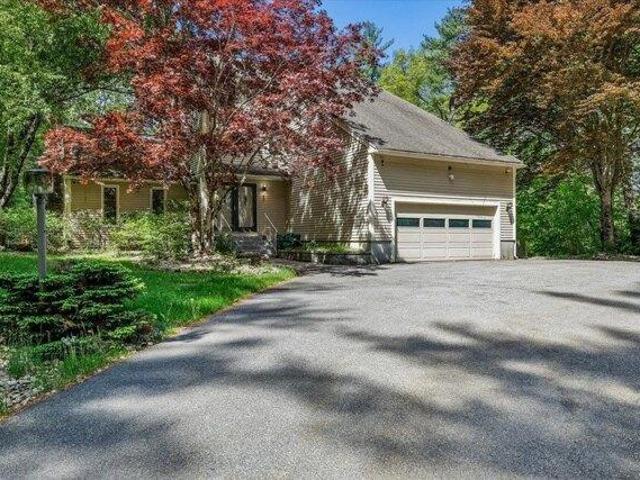 house with 3 bedroom, Merrimack NH DS102583286