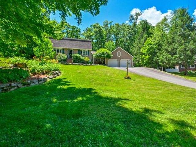 house with 3 bedroom, Merrimack NH DS103623098