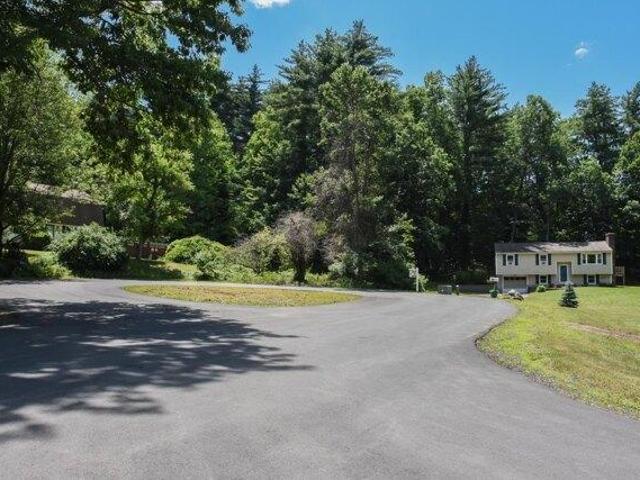 house with 3 bedroom, Merrimack NH DS104113505