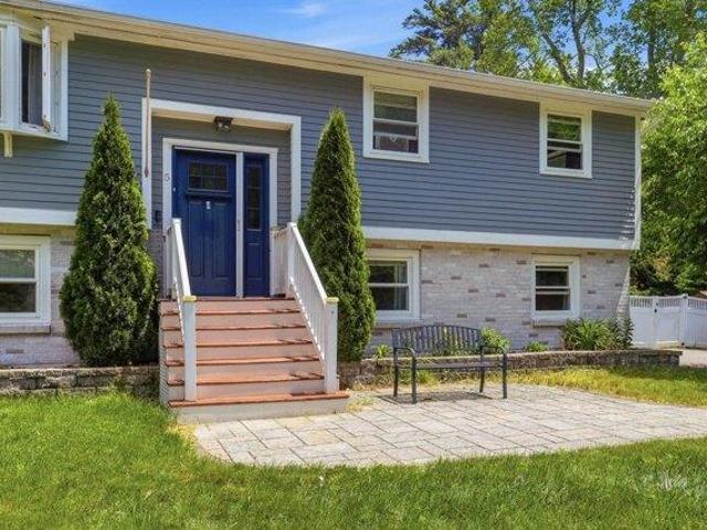house with 3 bedroom, Merrimack NH DS104295529