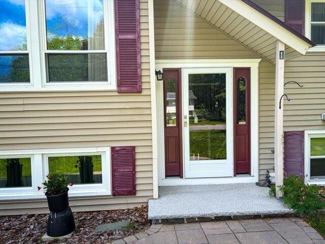 house with 3 bedroom, Merrimack NH ES103663854