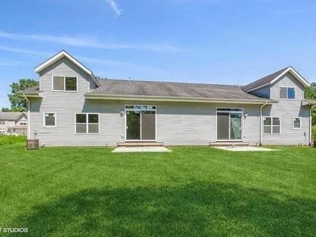 house with 3 bedroom, Merrillville IN ES103500976