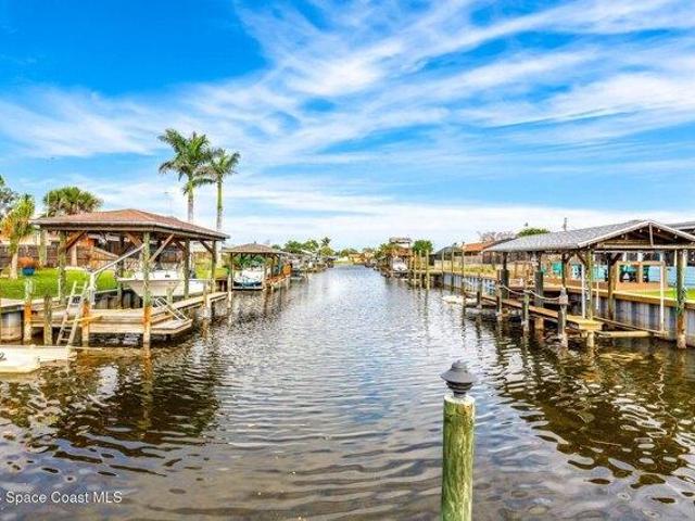 house with 3 bedroom, Merritt Island FL DLS89380907