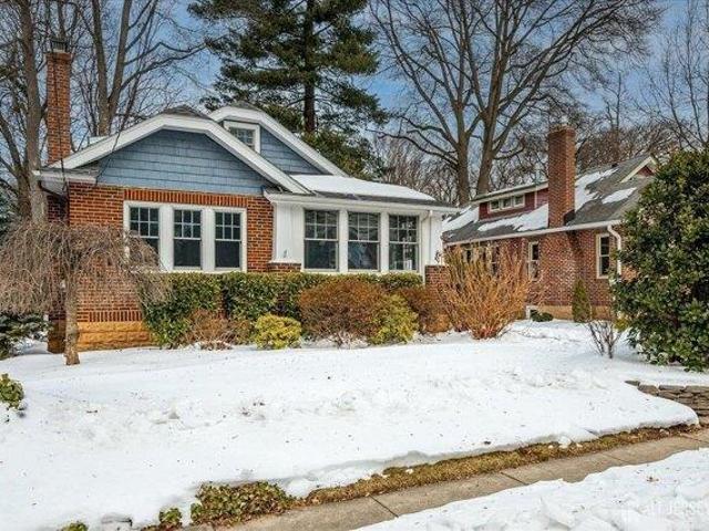 house with 3 bedroom, Metuchen NJ DLS101632902