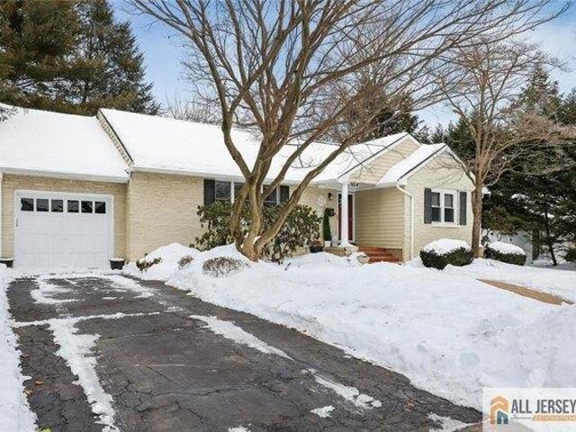 house with 3 bedroom, Metuchen NJ DLS101661579