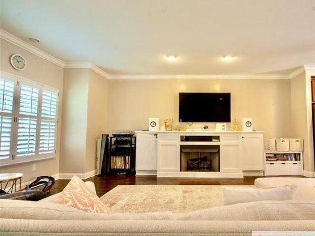 house with 3 bedroom, Metuchen NJ ES105192116